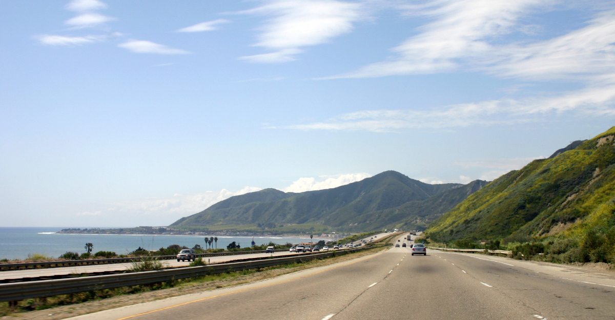 20 Scenic Road Trips Across America You Won’t Want to Miss