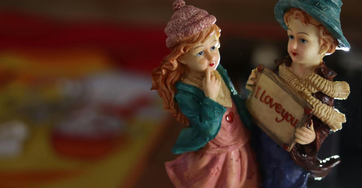 12 Vintage Porcelain Figurines Worth a Small Fortune