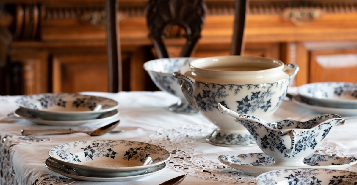 14 Rare Antique Dishware Pieces That Are Worth a Fortune