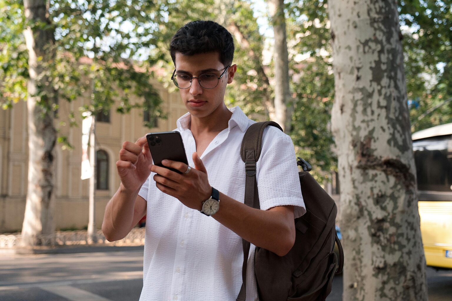 13 Tips for Traveling Solo and Making the Most of Your Journey