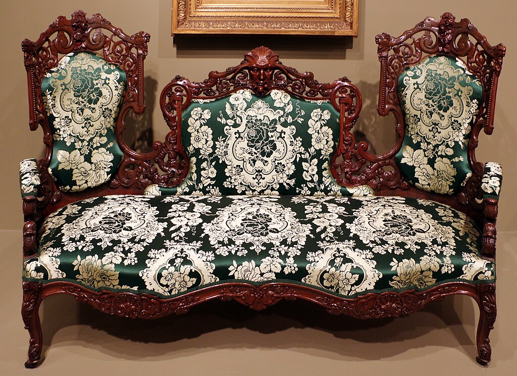 11 Beautiful and Valuable Antique Rococo Furniture Pieces You Should ...