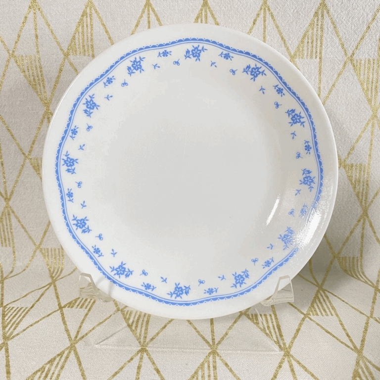 11 Vintage Corelle Patterns That Are Making a Comeback