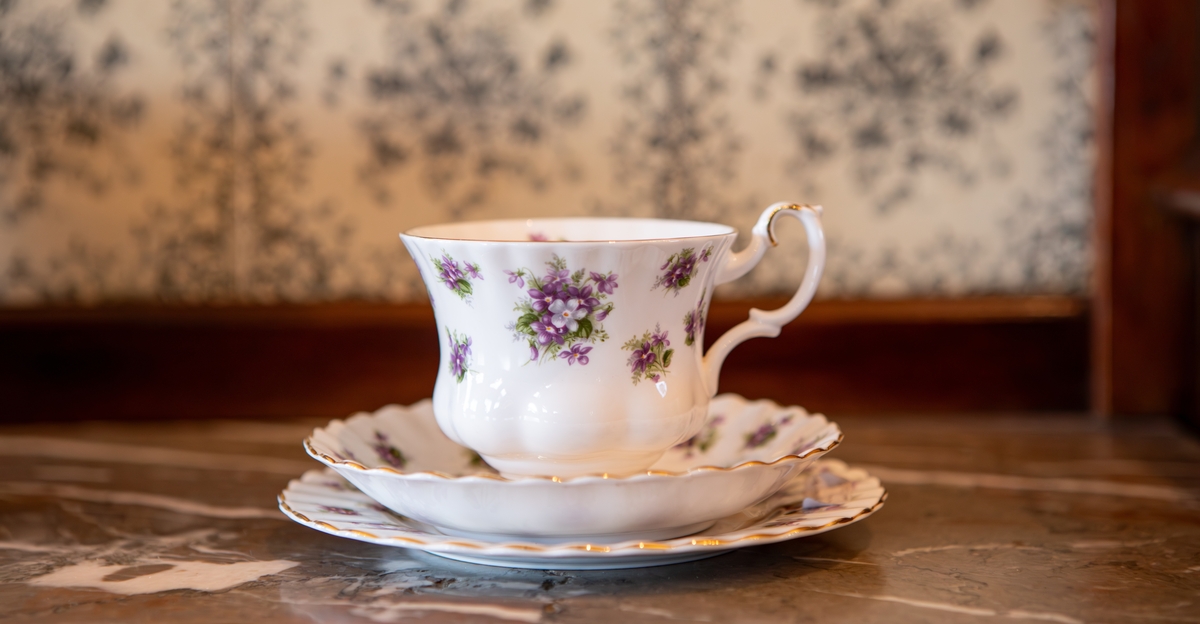 14 Royal Albert Patterns That Fetch Top Dollar at Auctions