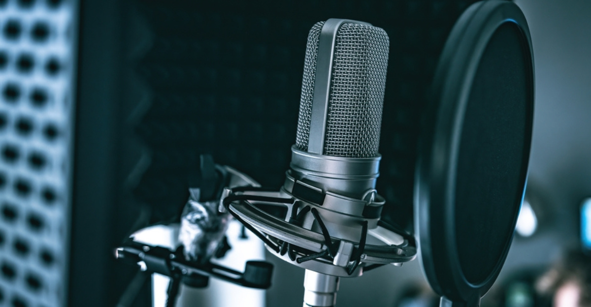 15 Anime That Are Better Dubbed Than Subbed (According to Fans)