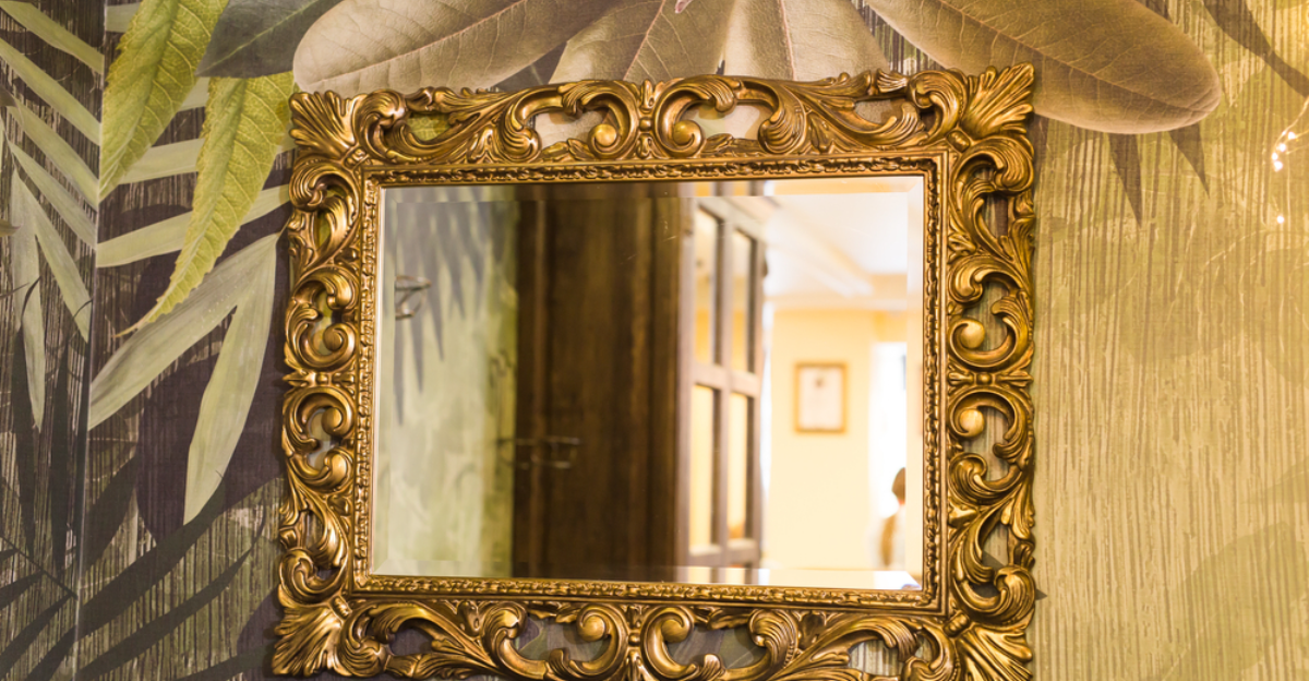 13 Rare Antique Mirrors That Collectors Love