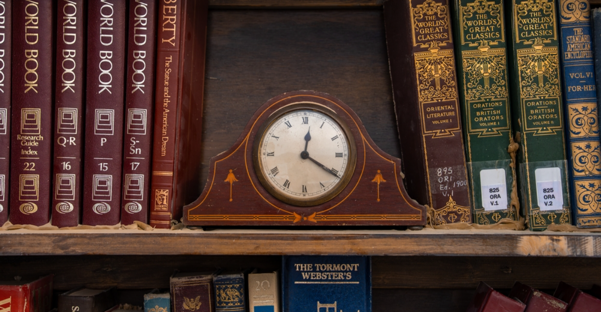 12 Antique Clocks Every Collector Loves to Show Off